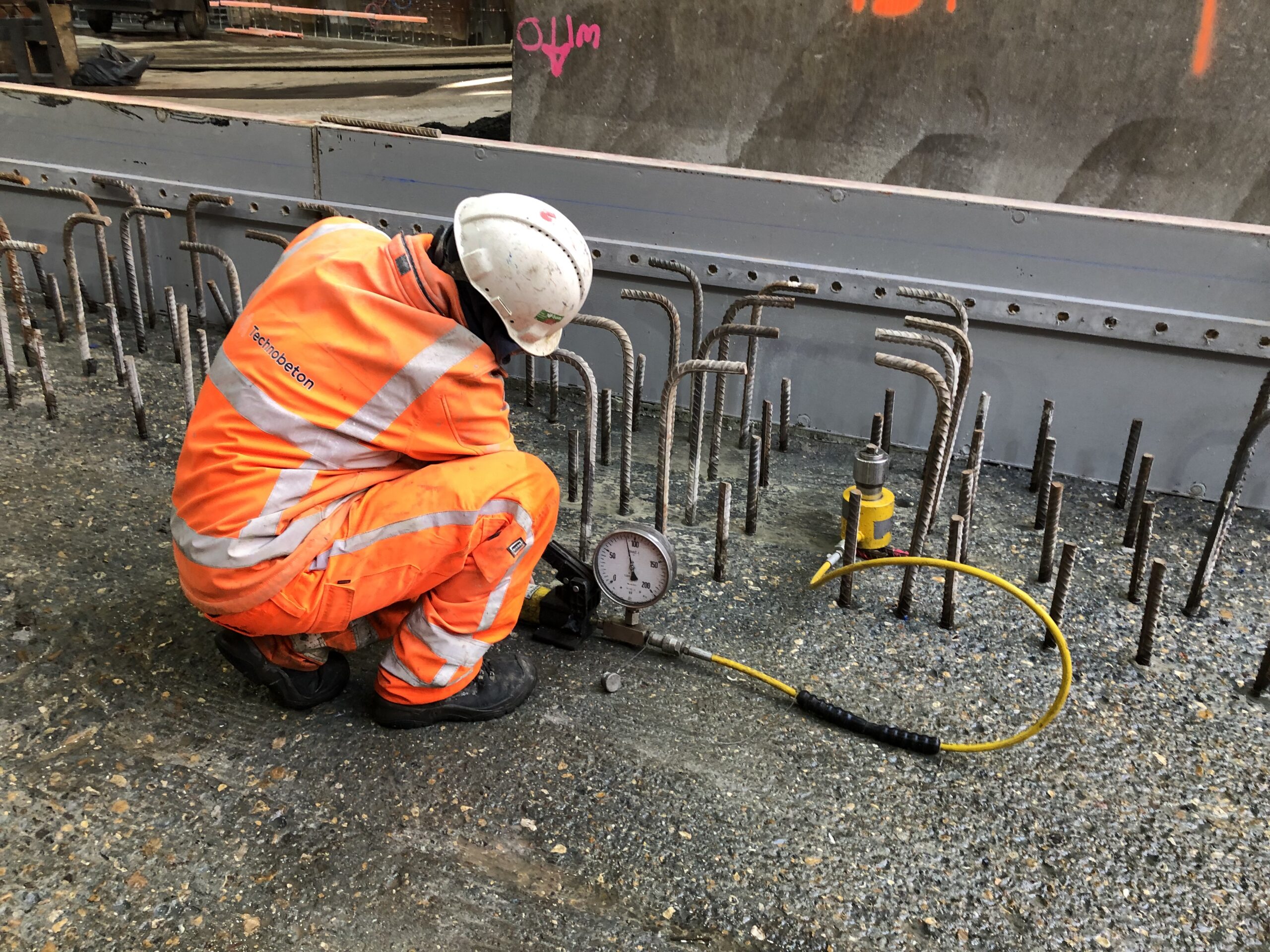 Ankerlijmsystemen - edilon)(sedra